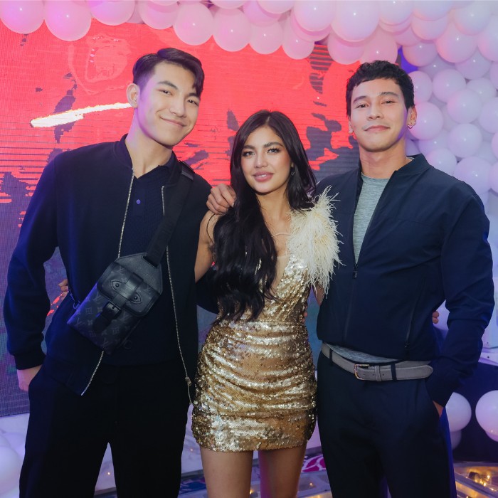Jane De Leon’s Retro Chic Birthday Photoshoot