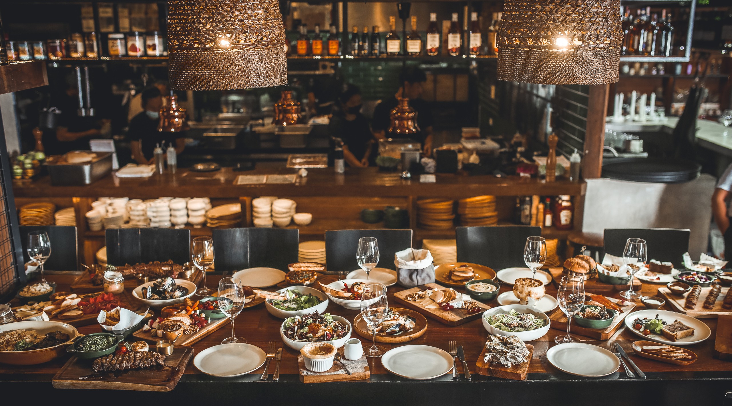 Dr. Wine Is The Stylish Hidden Gem From Day To Midnight