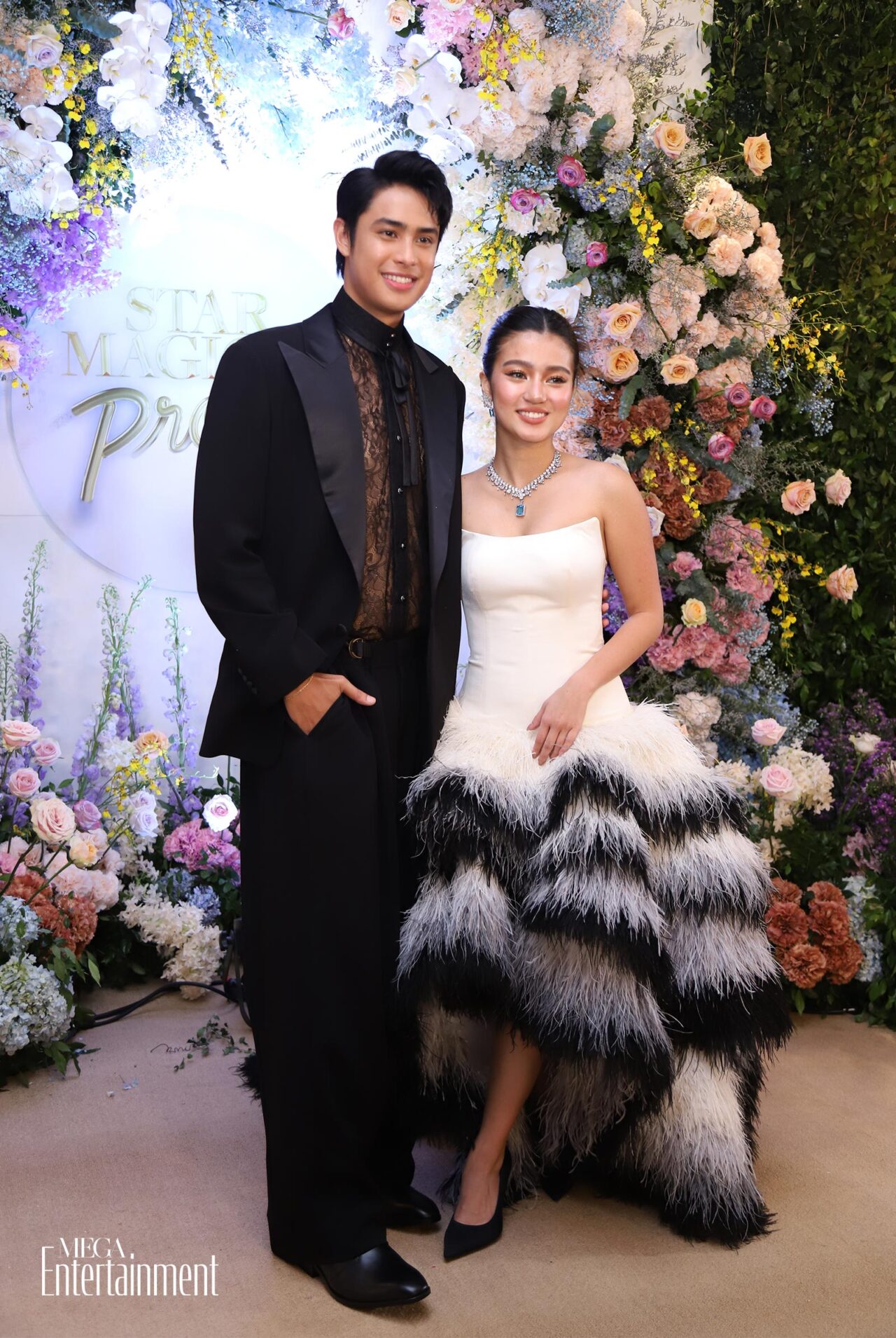 Belle Mariano Shows Off Star Magical Prom Theme Styles