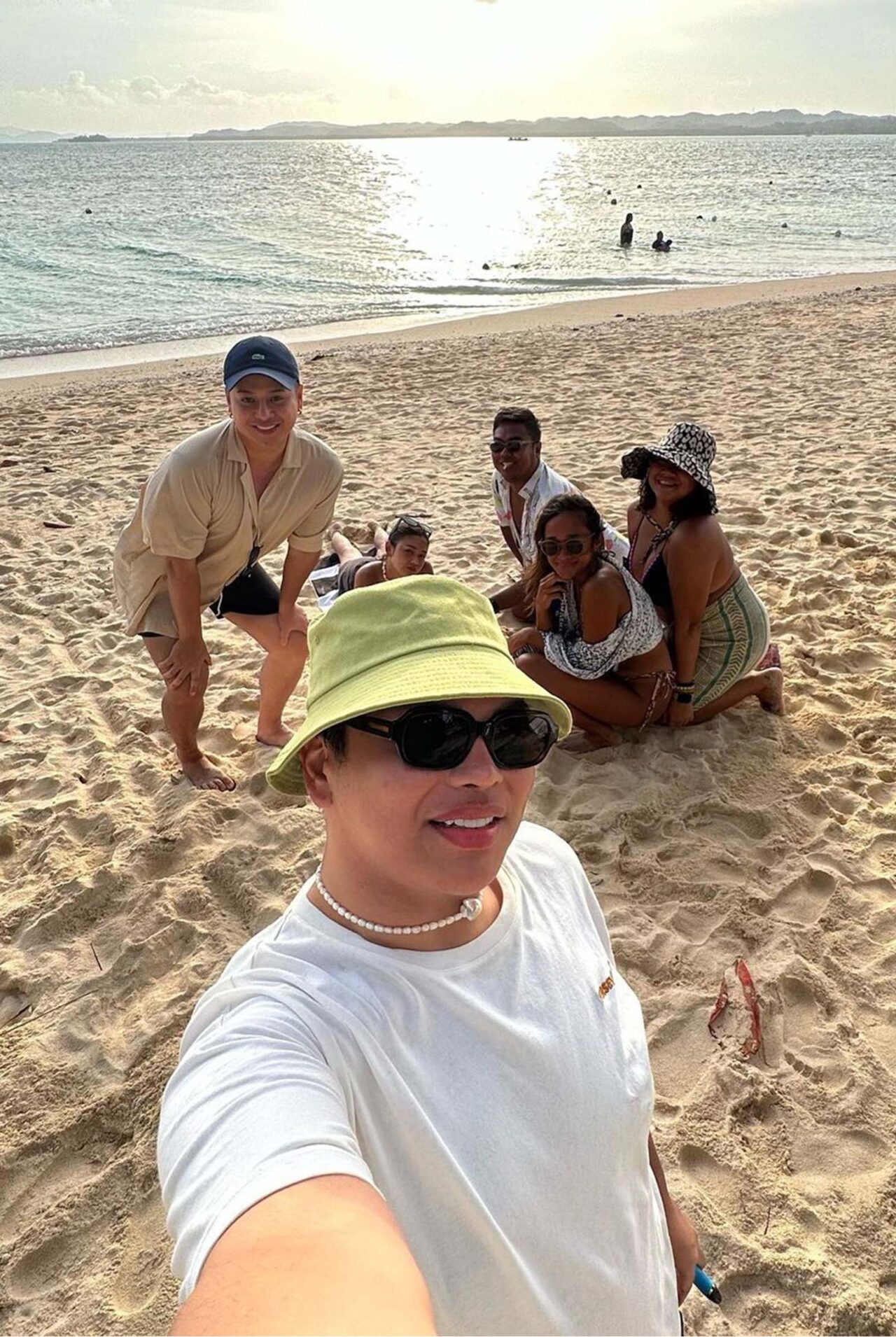 5 Celebrity Barkadas You Wish You Could Join