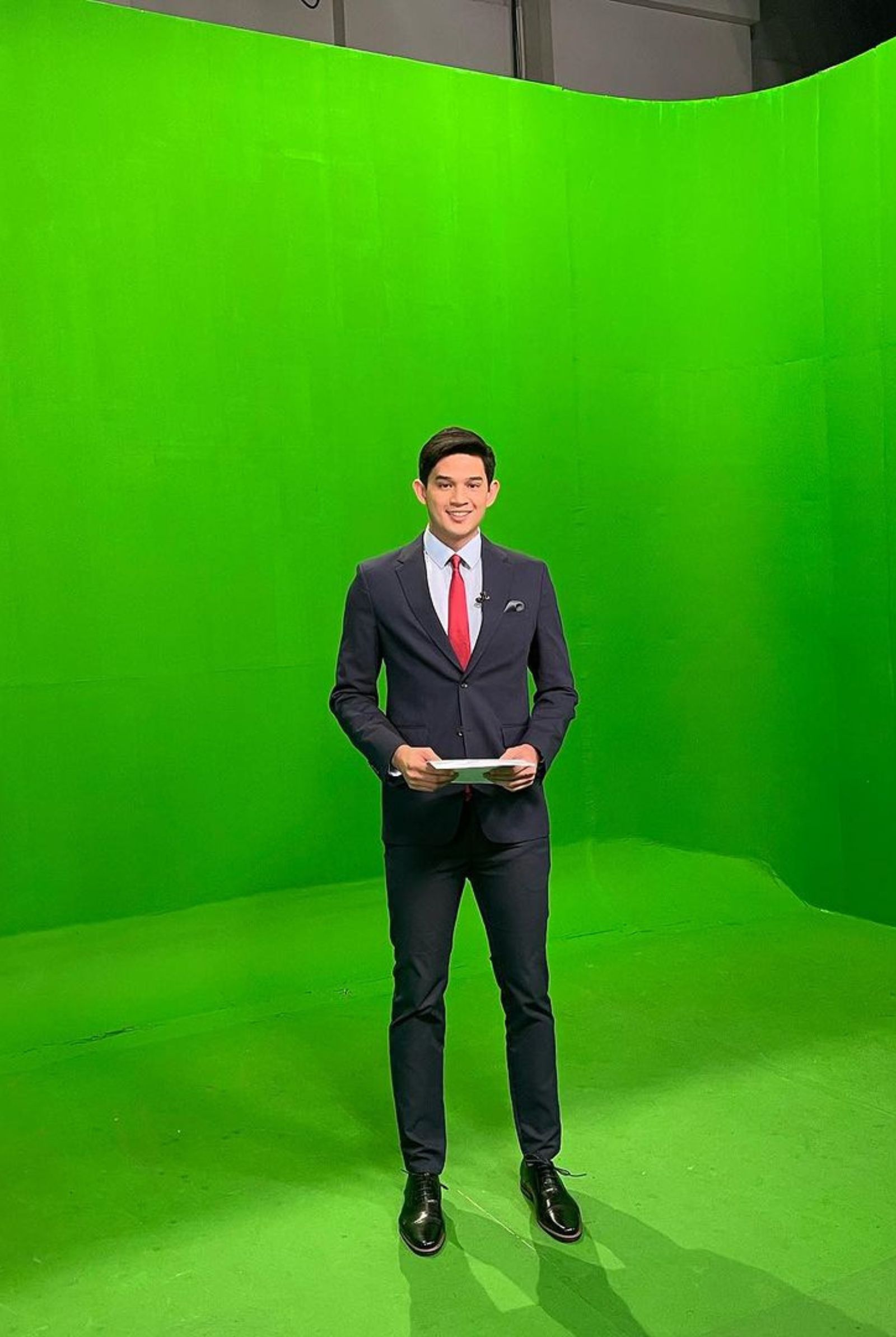 Anjo Pertierra Serves Looks and Weather Updates with Style