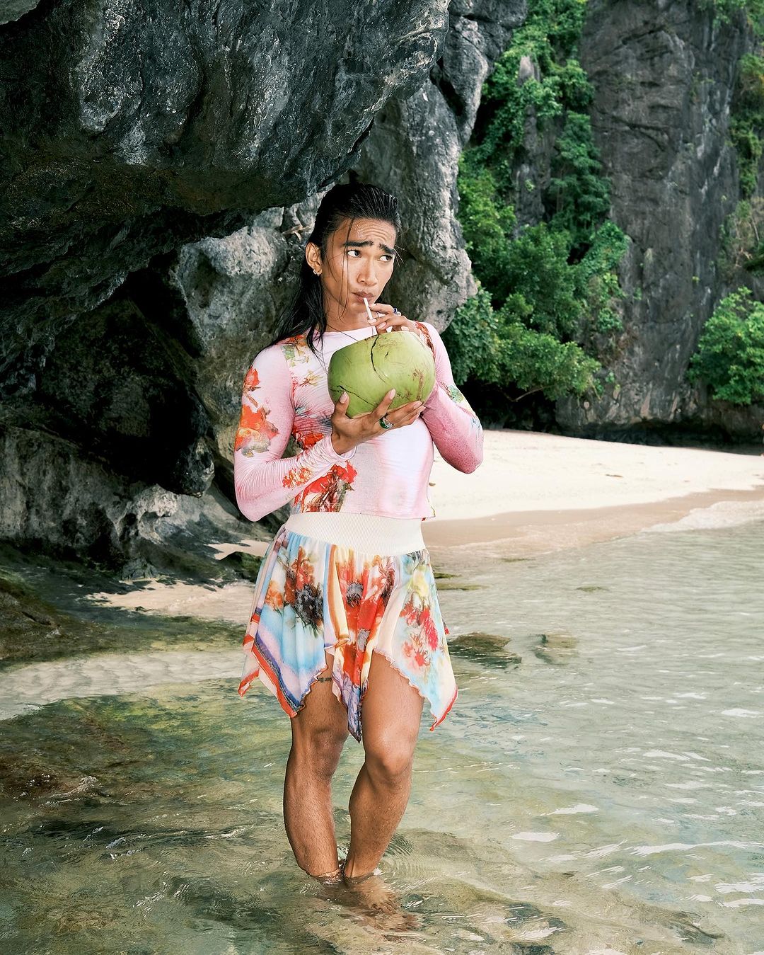 Bretman Rock Pays Homage to Pinay Teleseryes