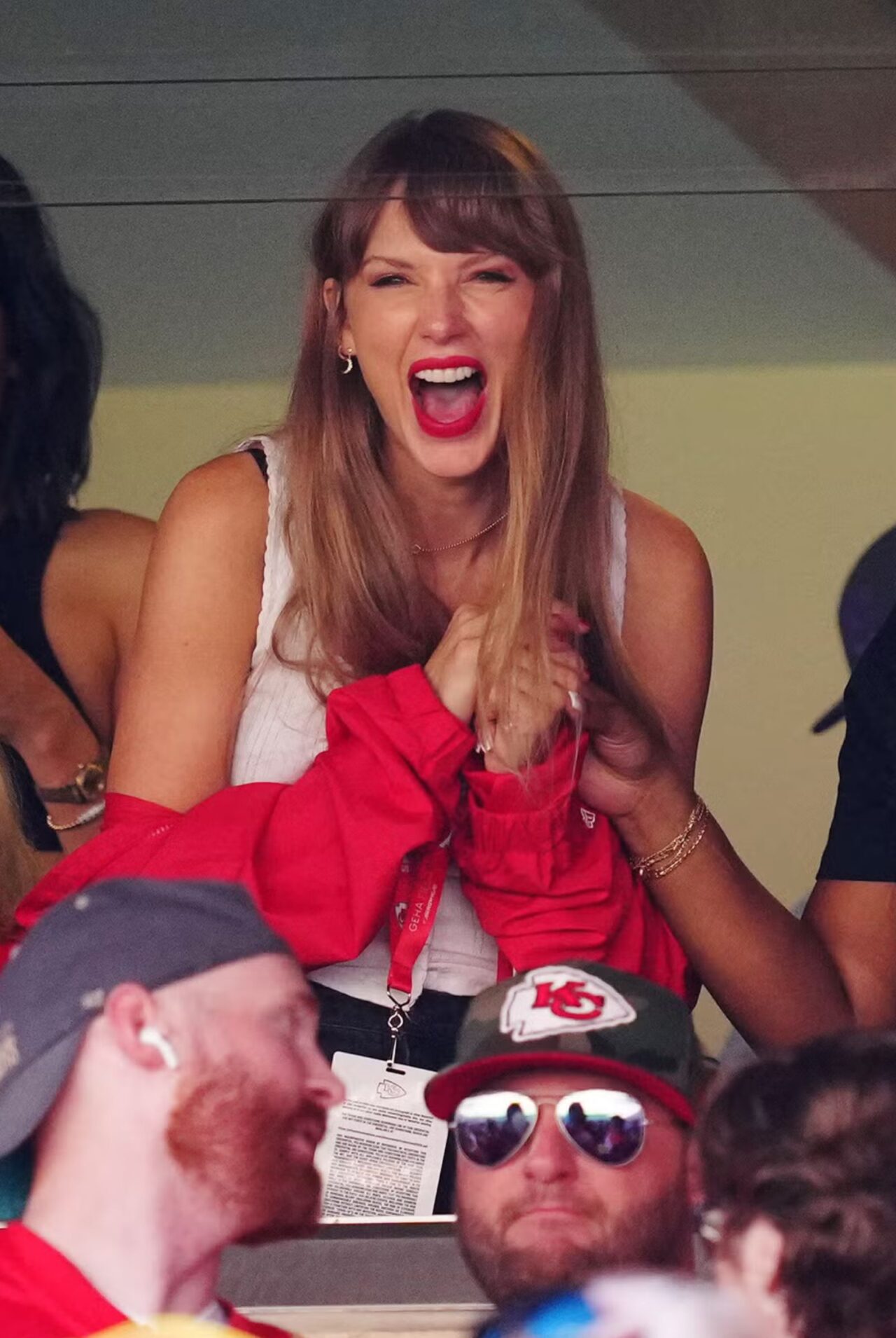 MEGA Lookbook The WAG Styles of Taylor and Victoria